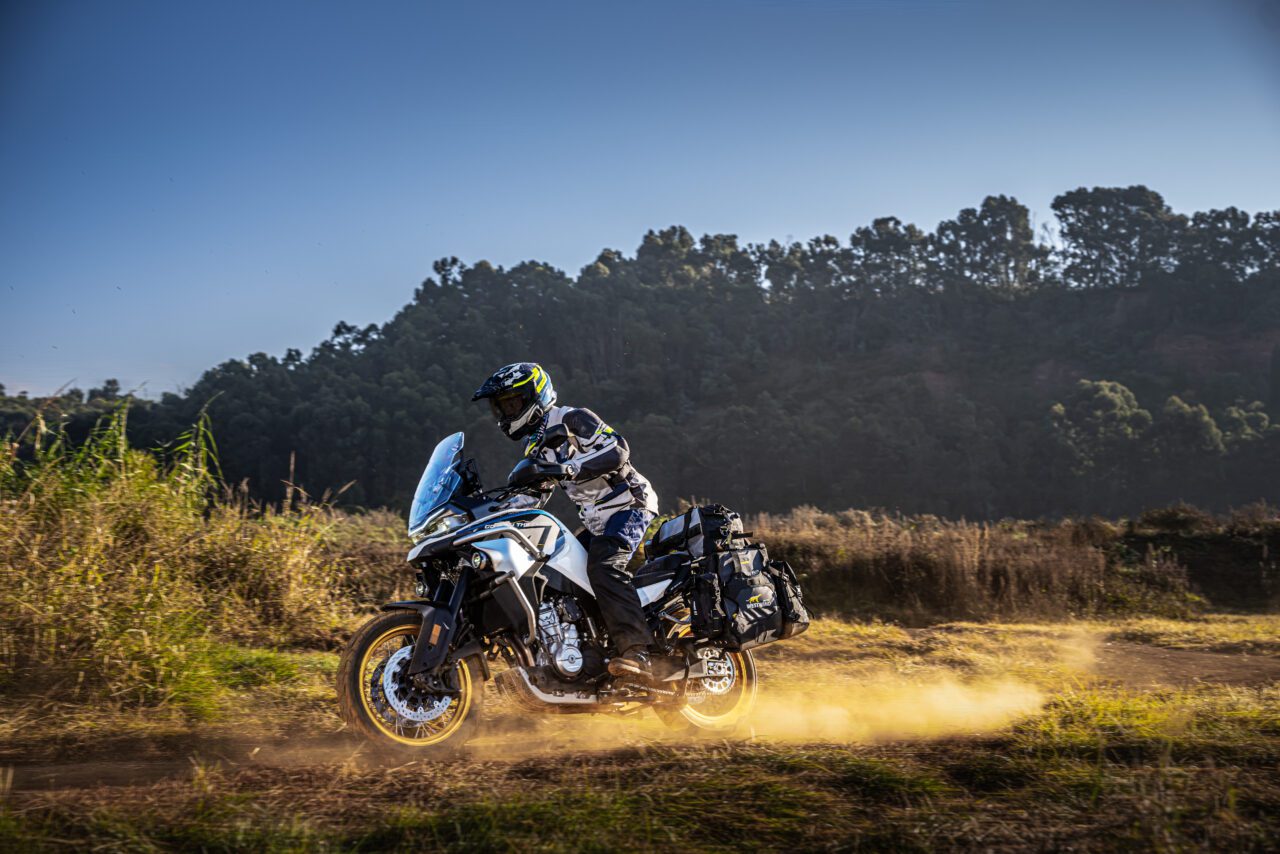 800MT Explore edition | CFMOTO Argentina